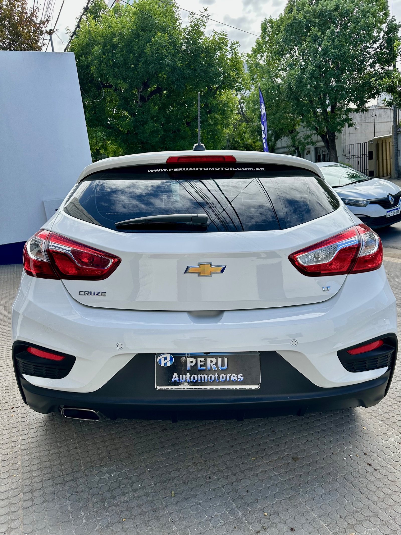 Chevrolet Cruze 5 Puertas LT AT 2023