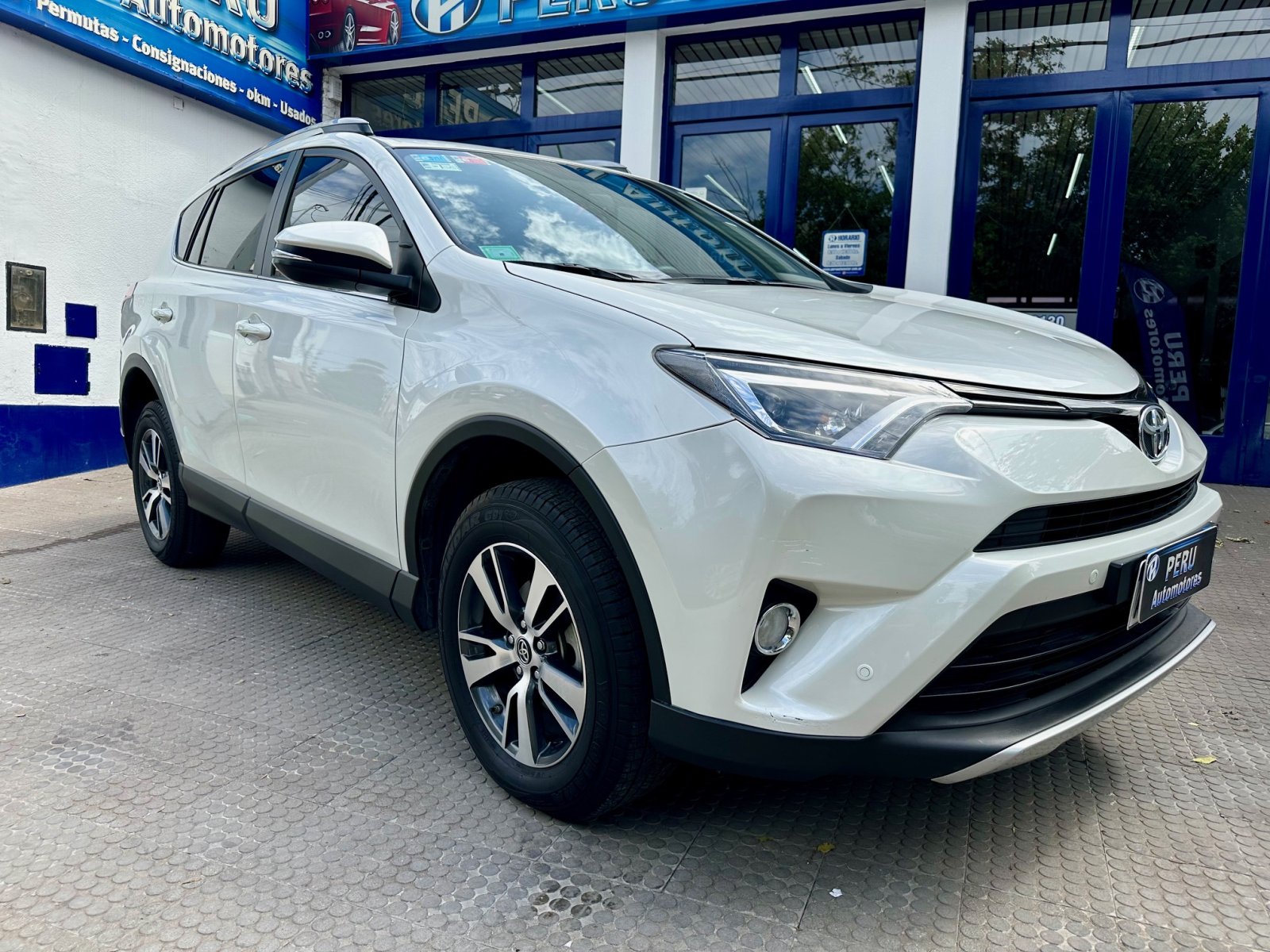 Toyota RAV4 VX 2018