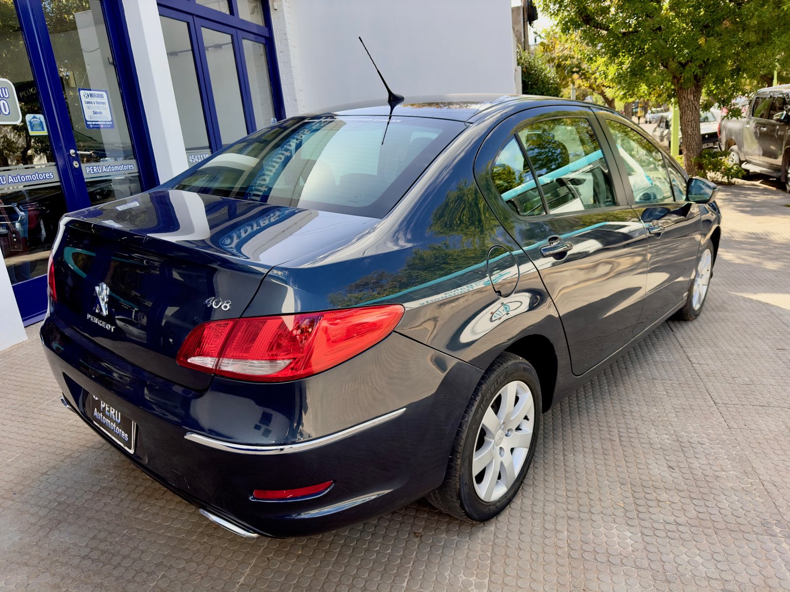 Peugeot 408 Allure 2.0 Tiptronic 2011