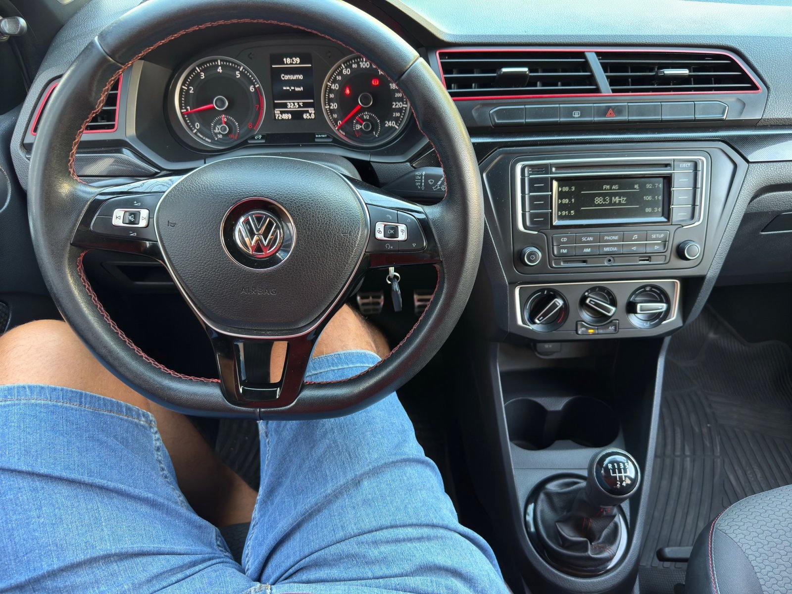 Volkswagen Gol Trend Sportline 1.6 MSI 5p 2016