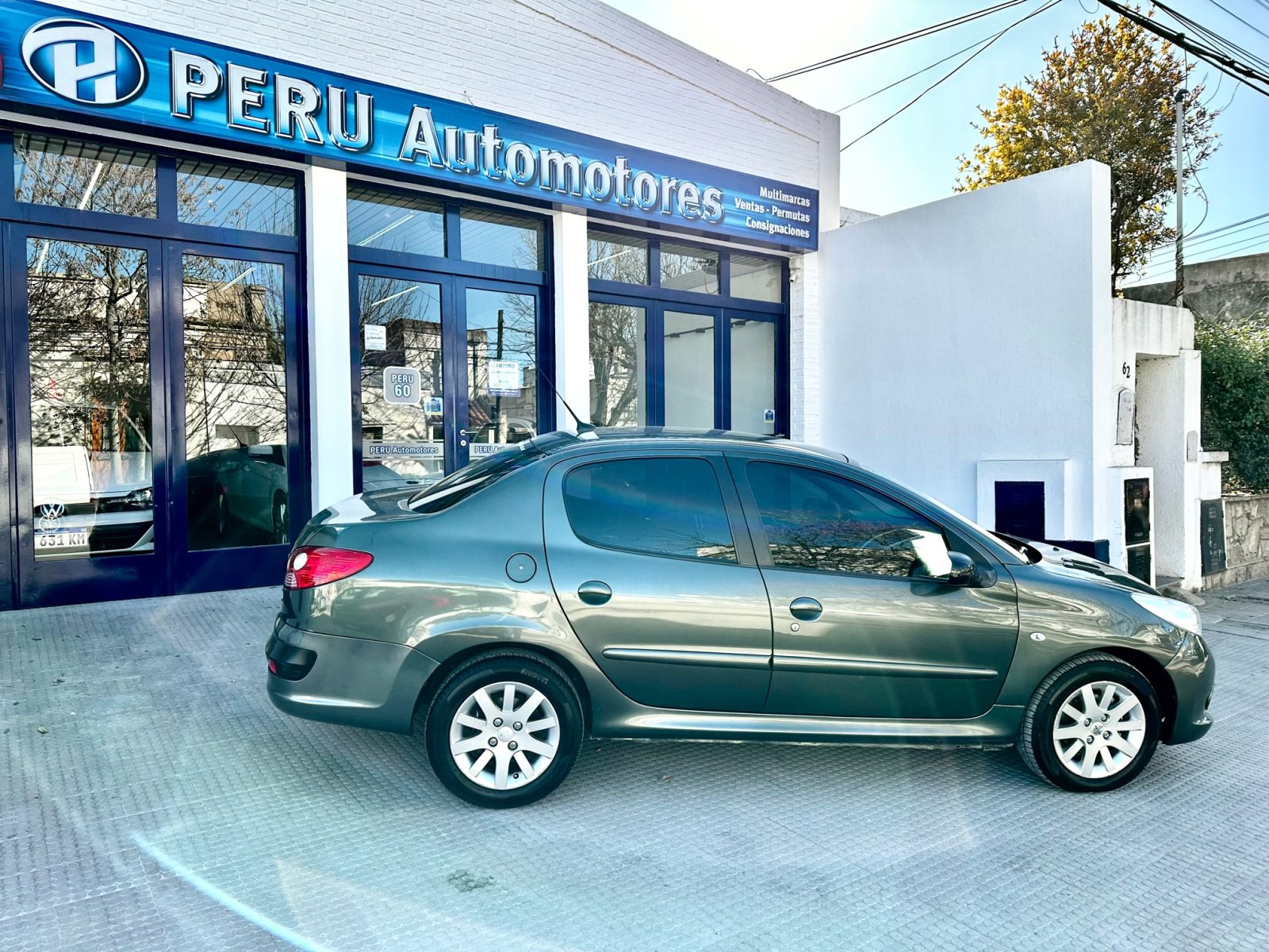 Peugeot 207 Compact XT 1.6 2011